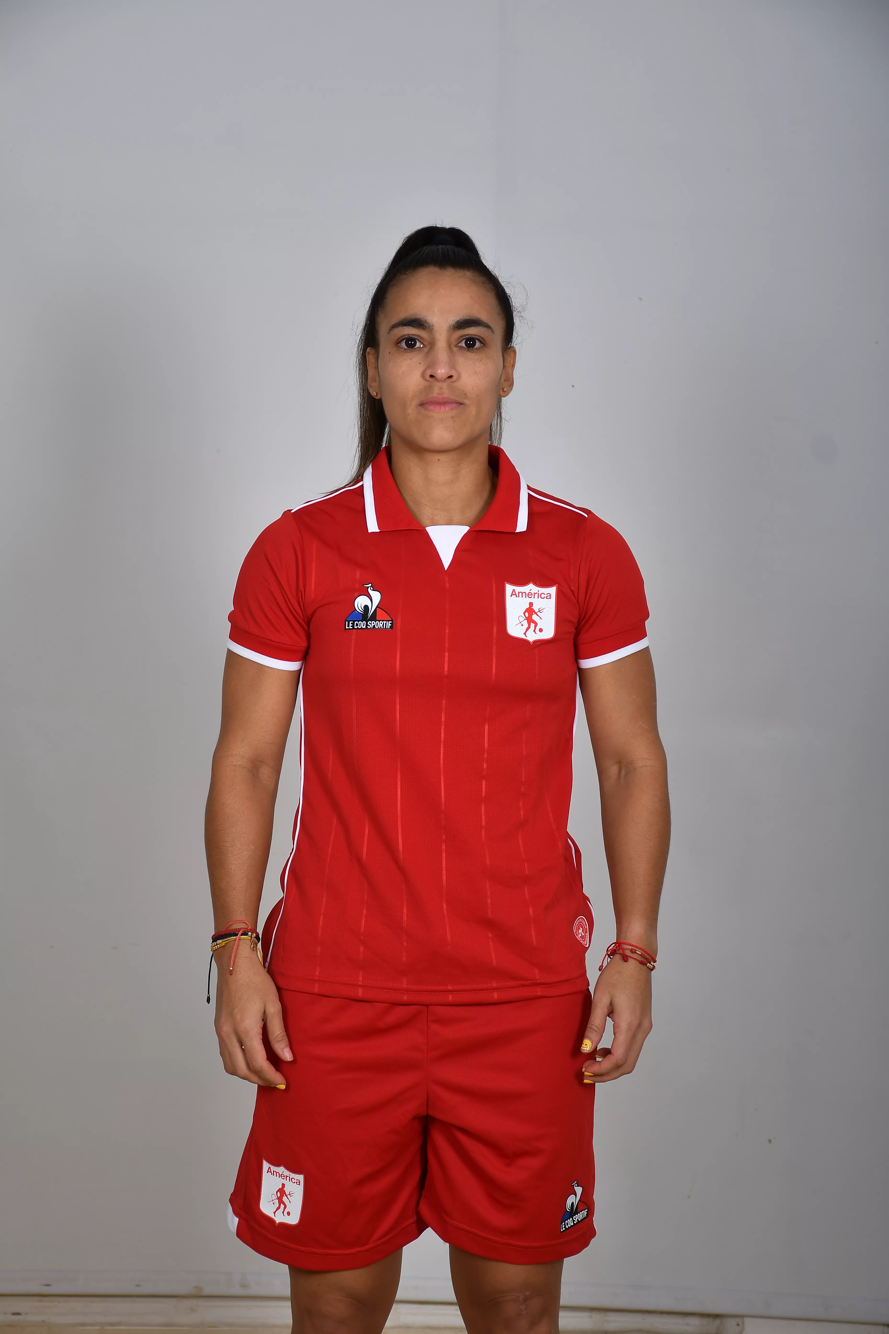 Jessica Caro | Cerveza Aguila